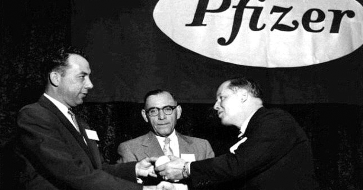 Así fueron los inicios de Pfizer, el gigante farmacéutico que celebra ...