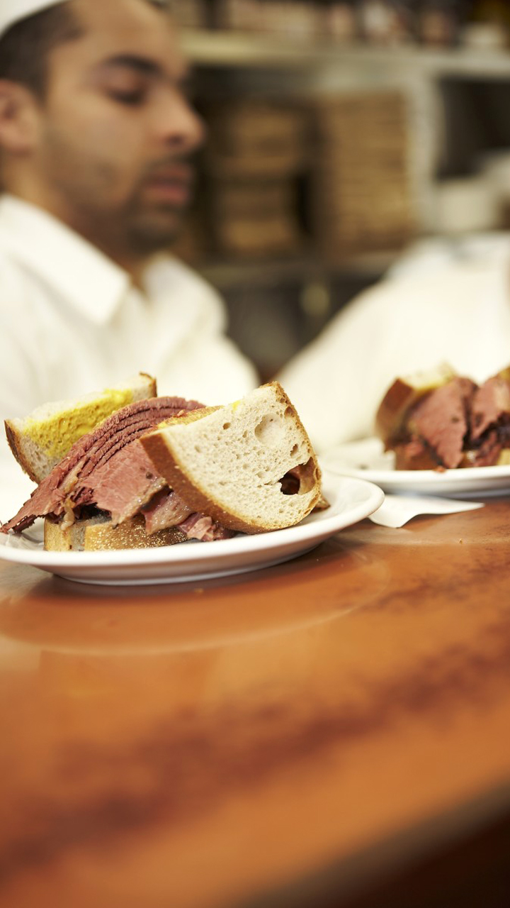 Reuben Schwartz's Instagram, Twitter & Facebook on IDCrawl