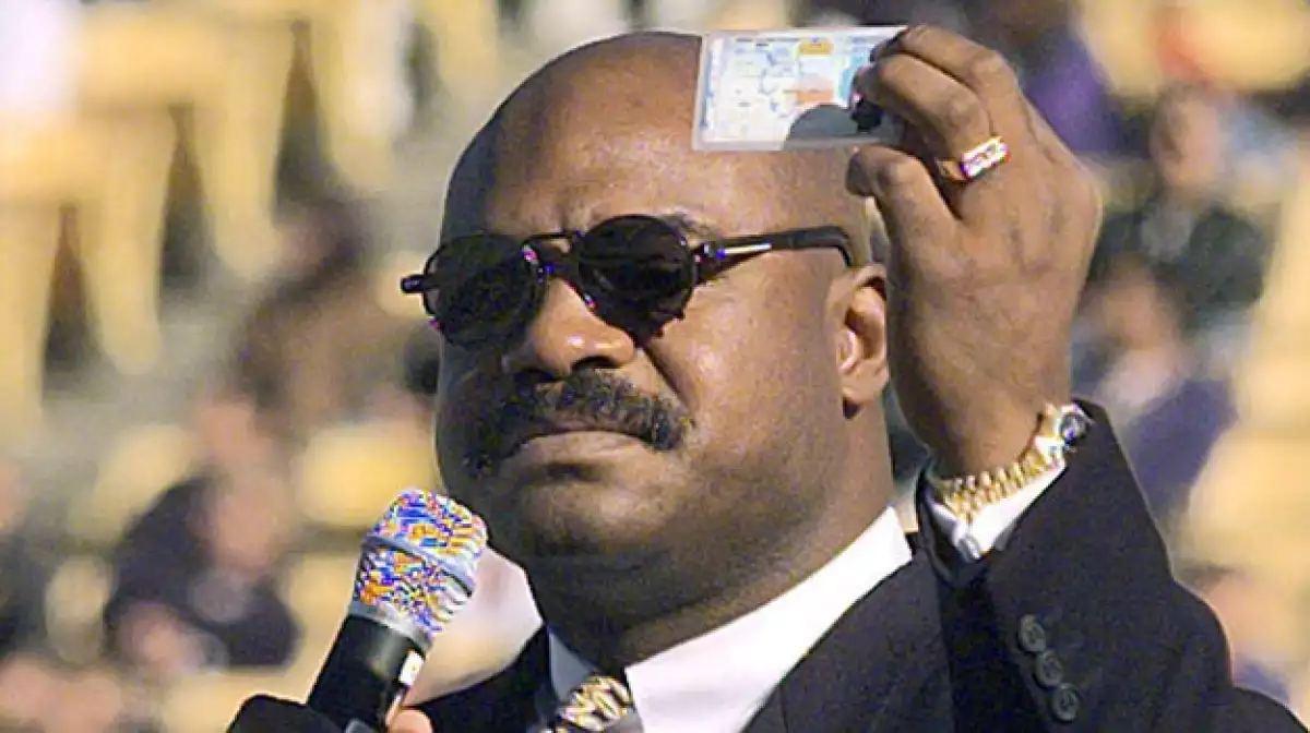 Autopsia de jugador de la NFL que se suicidó revela que tenía mal cerebral