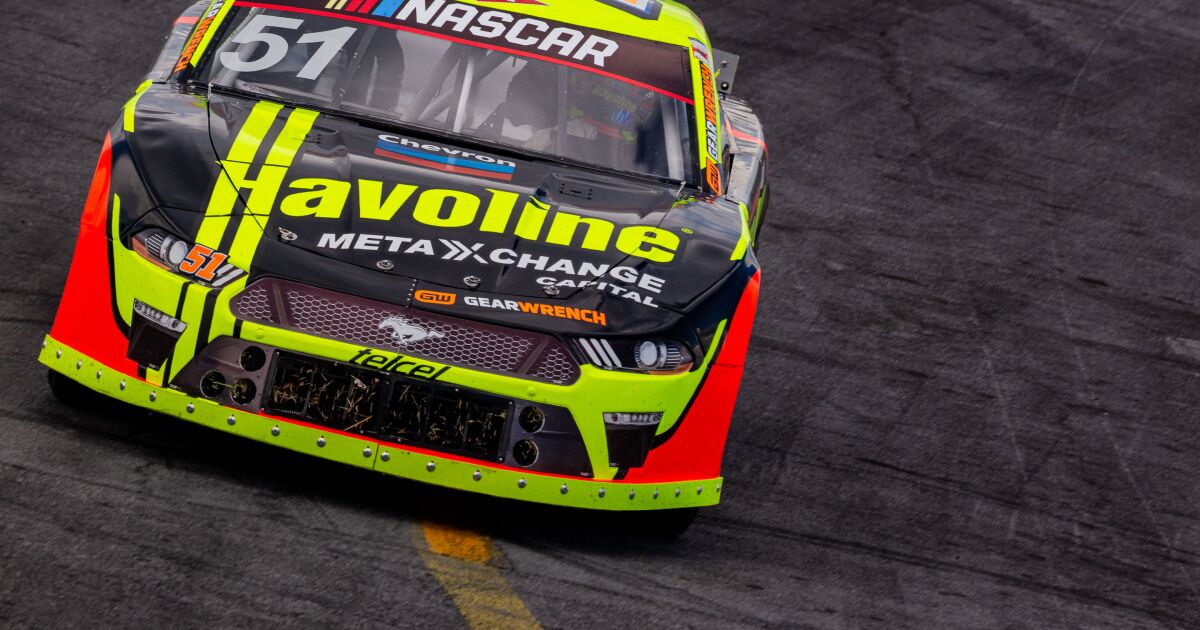 Jake Cosío, adaptación ante todo