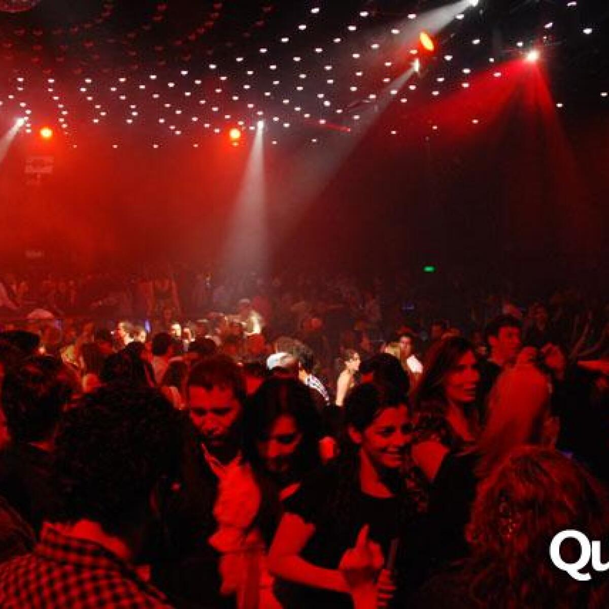 Eva Longoria de antro en el Ragga