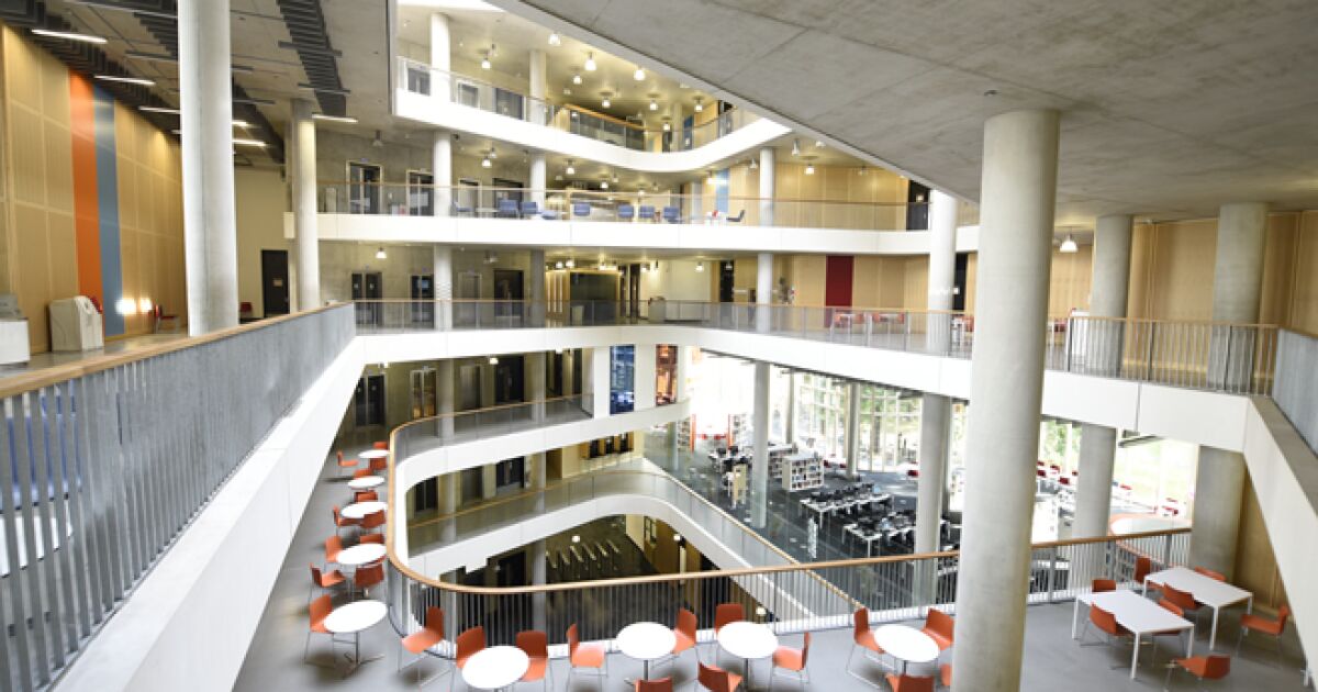 Fibra Educa cumple las expectativas en su lanzamiento a Bolsa