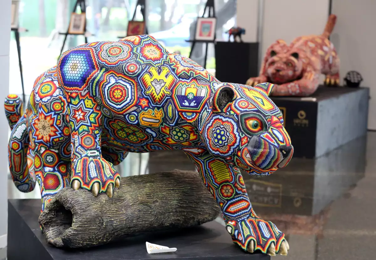 Siete jaguares gigantes quieren salvar a su especie a través del arte ...