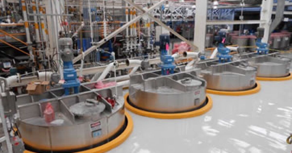Sector automotriz 'colorea' negocio de PPG en México