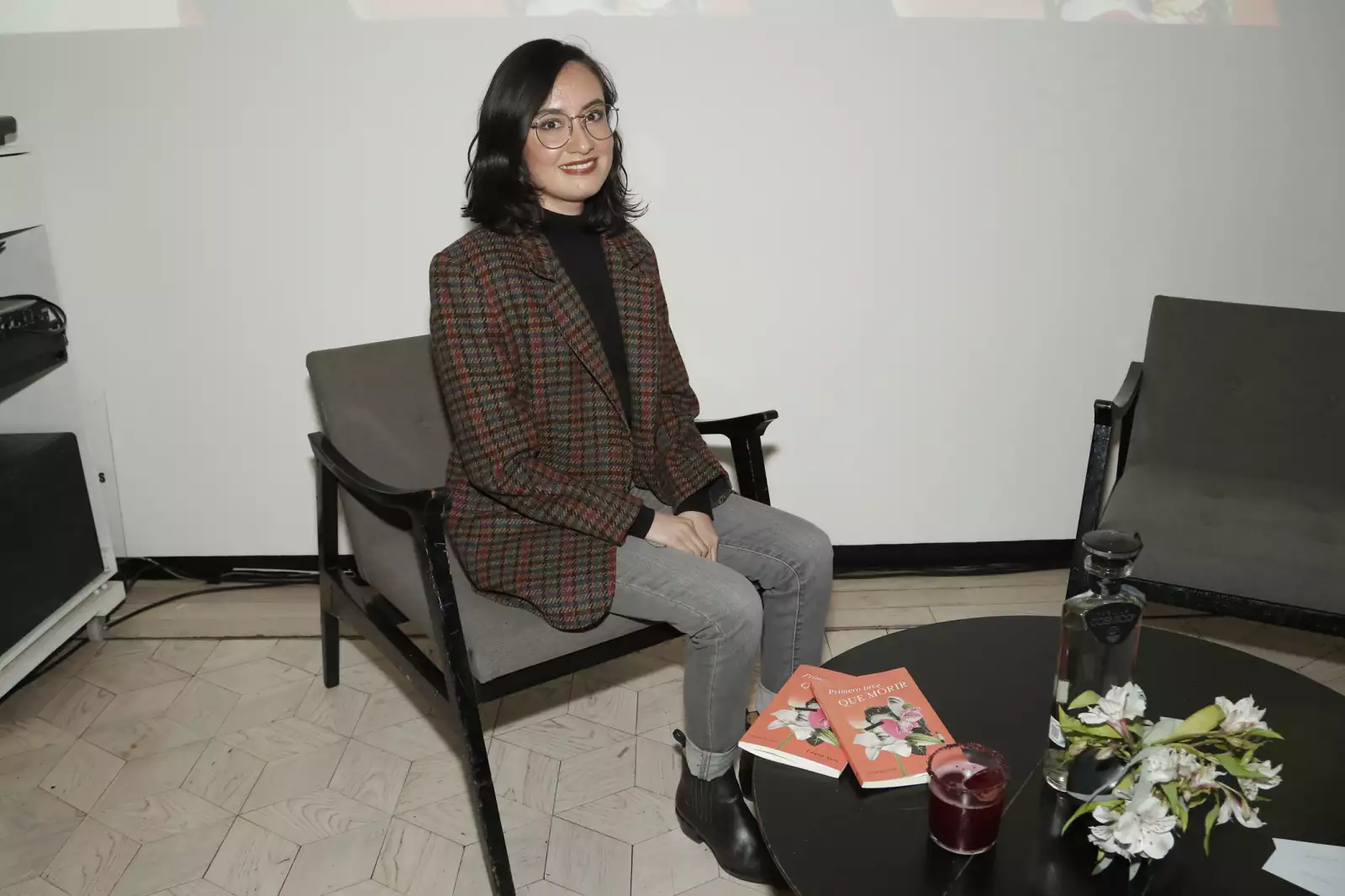 Laura Soto presenta su libro Primero tuve que morir