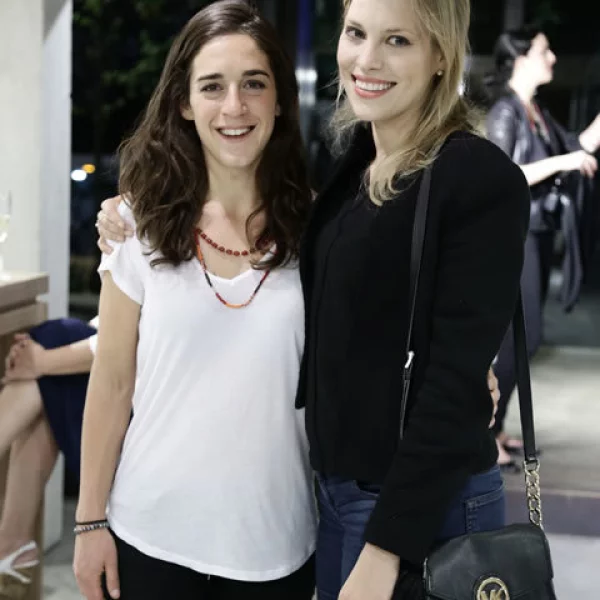 Presentan nueva colección de Lorena Saravia