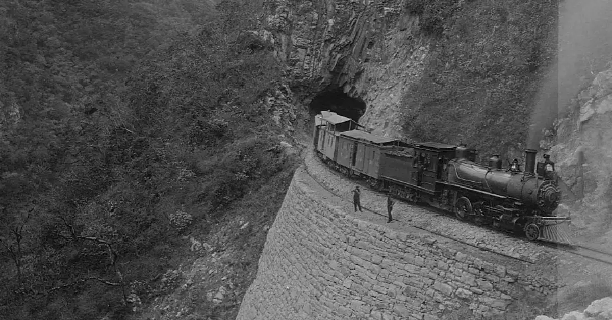 Así eran los trenes de pasajeros en el México antiguo | Fotos