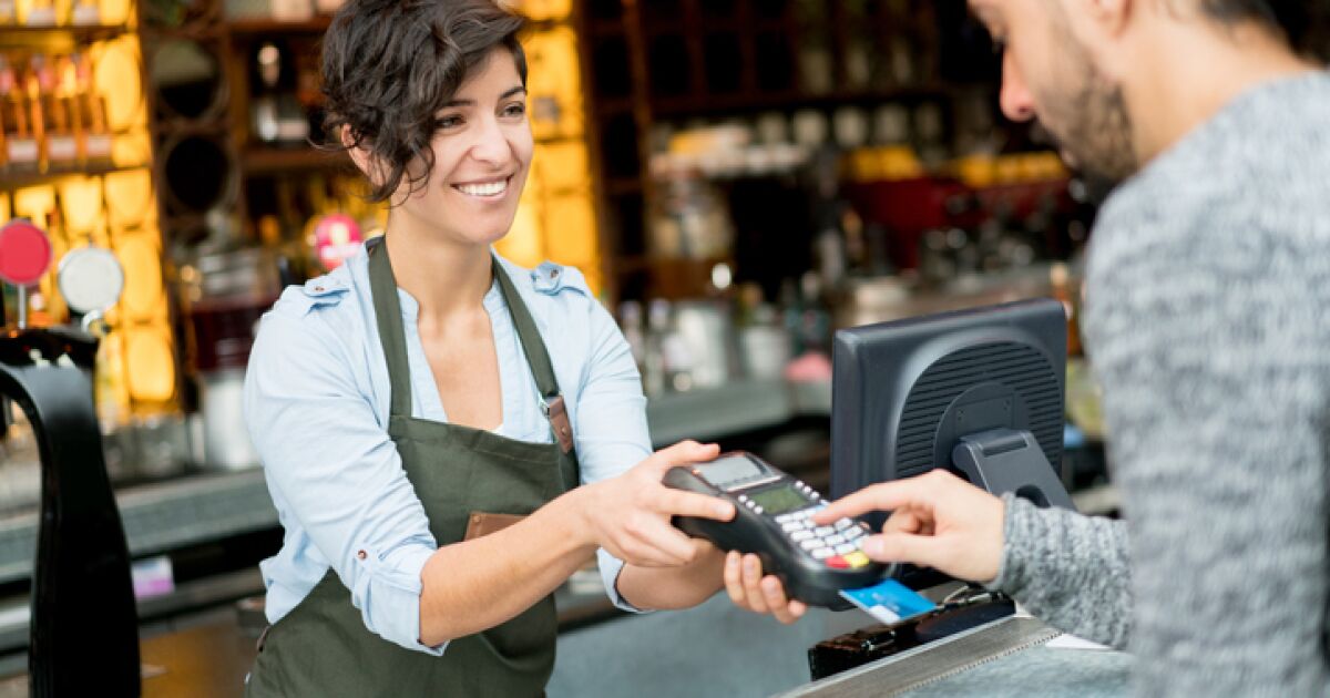 Prosa revive Carnet para quitar mercado a Visa y Mastercard