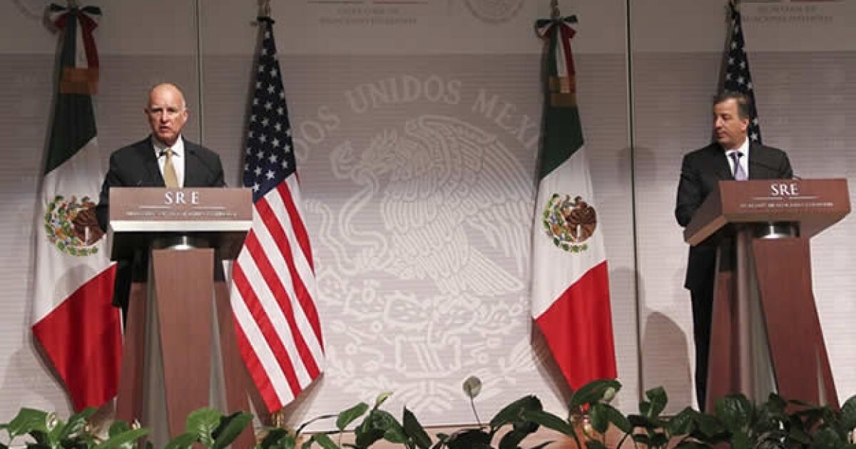 México y California buscan un enfoque humanitario con los niños migrantes