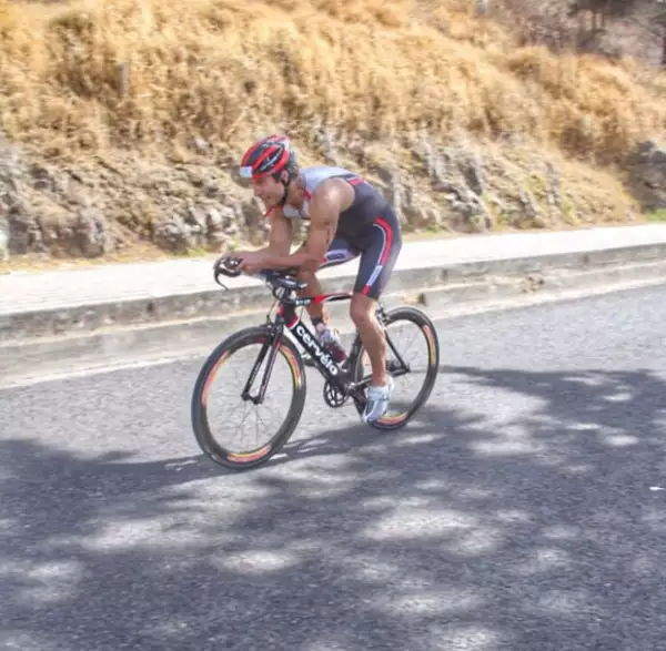 Alejandro Sirvent representará a México en el Mundial de Triatlón