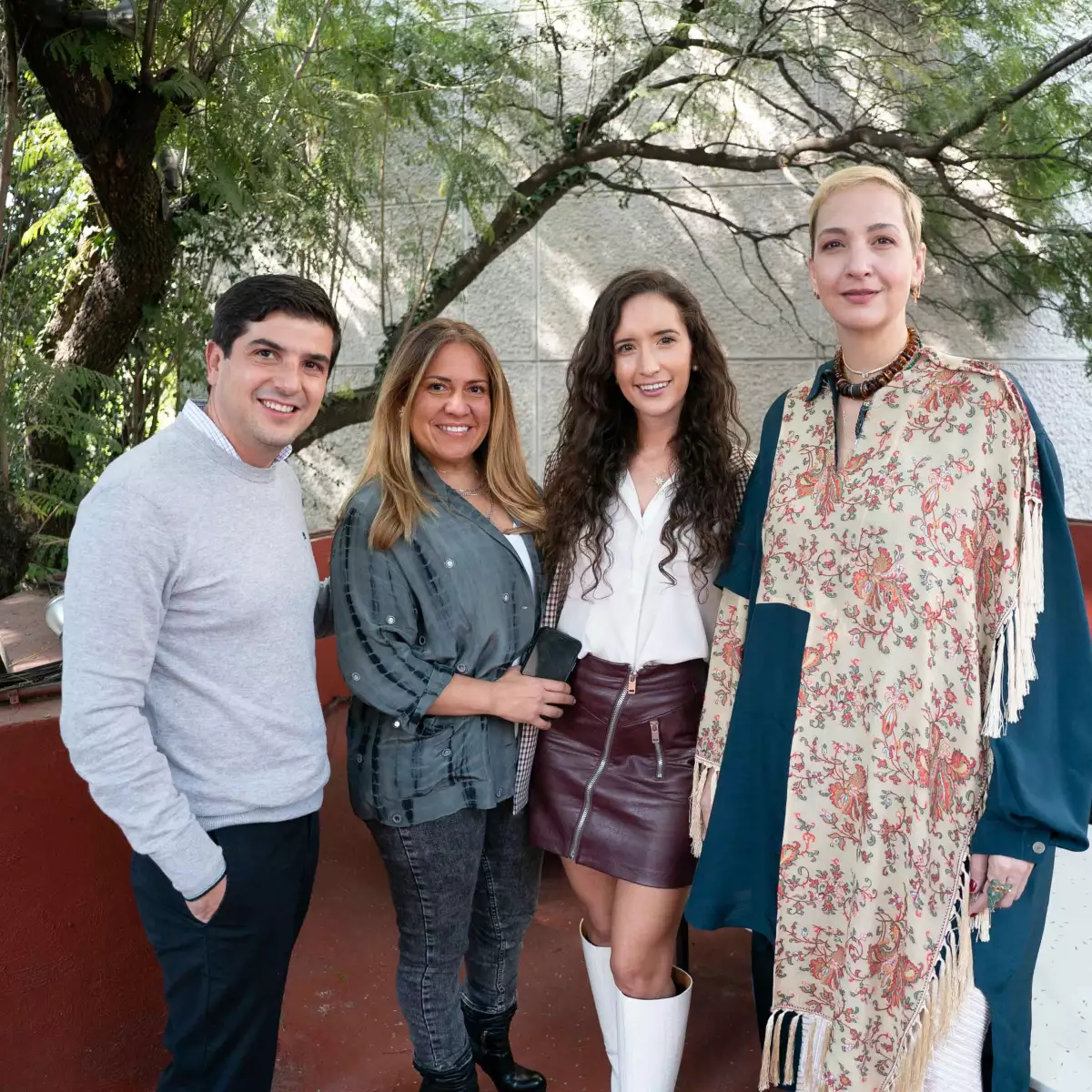 Danny Yerna y María Tash, el dúo dinámico organiza piercing party