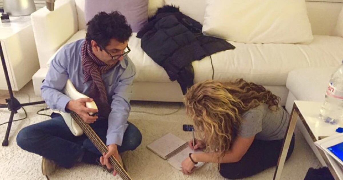 Shakira anuncia que ya está escribiendo sus nuevas canciones
