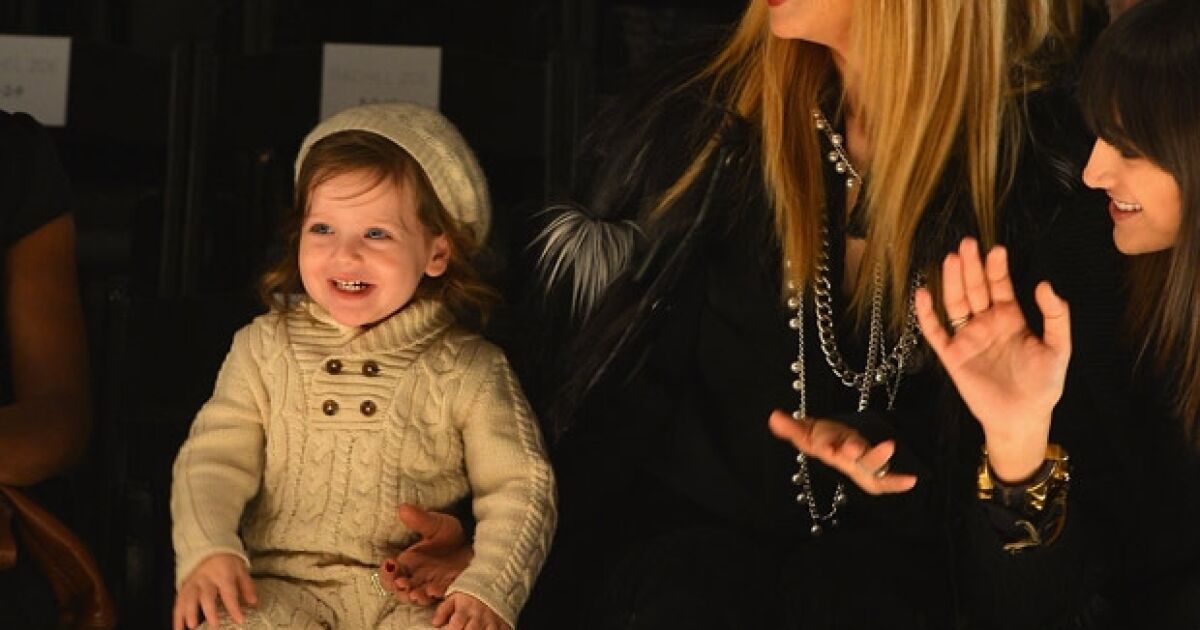 Skylar le hace competencia a Harper en NY Fashion Week