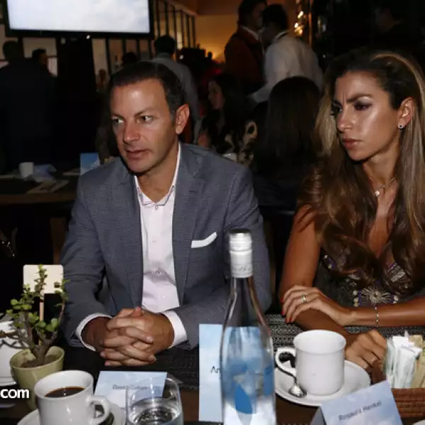 Paulina Rubio se convierte en un ángel de belleza