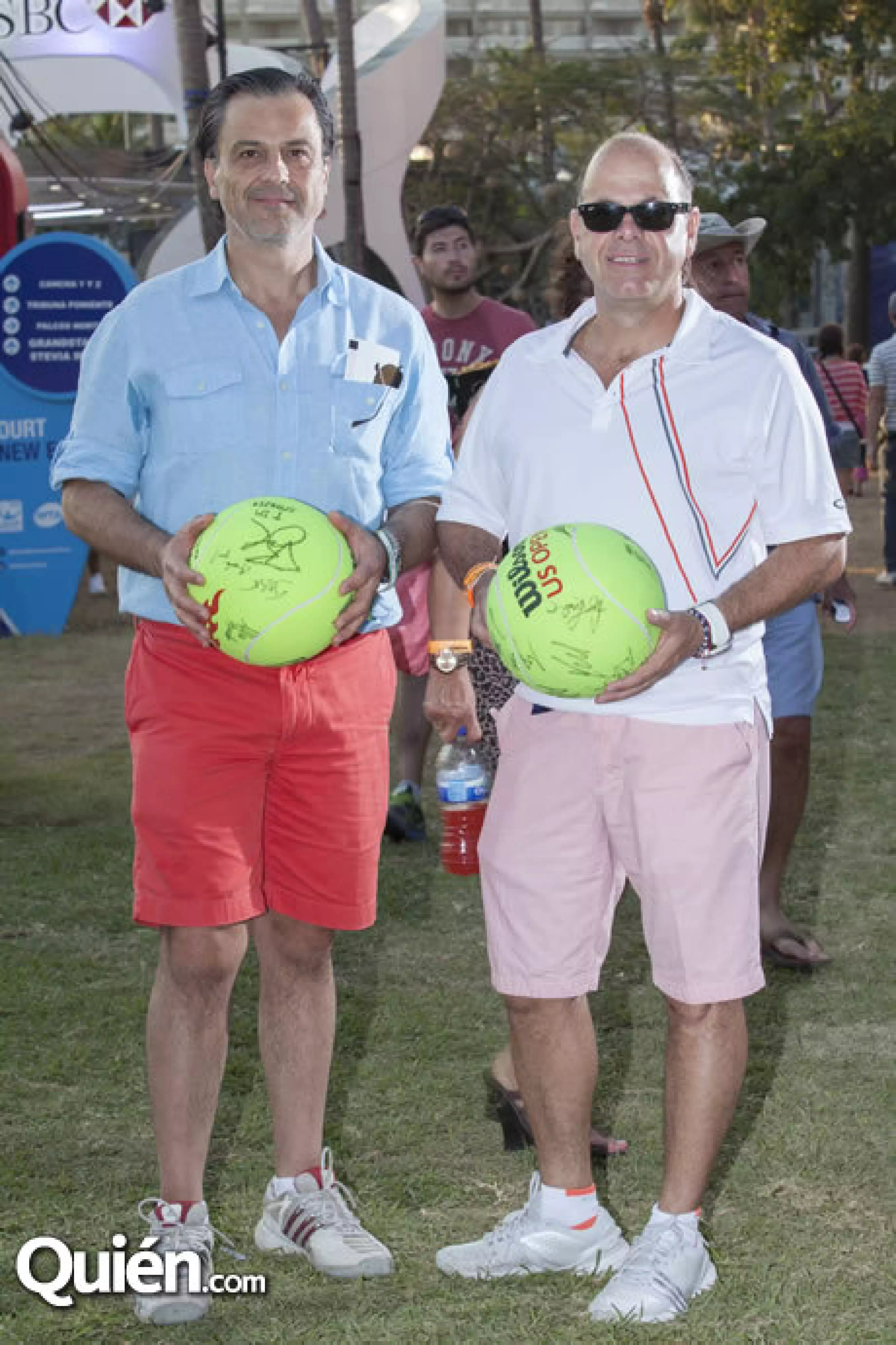 Alejandro Burillo recibe reconocimiento en Abierto Mexica...