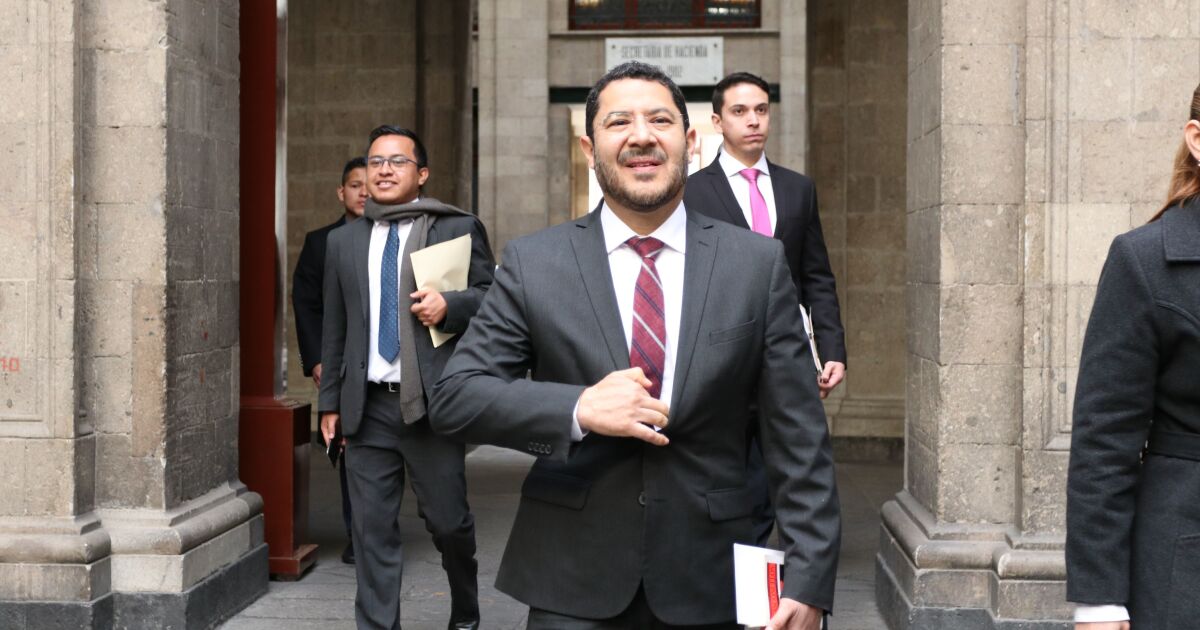 López Obrador avala a Batres para la CDMX: “Tiene capacidad para gobernar”