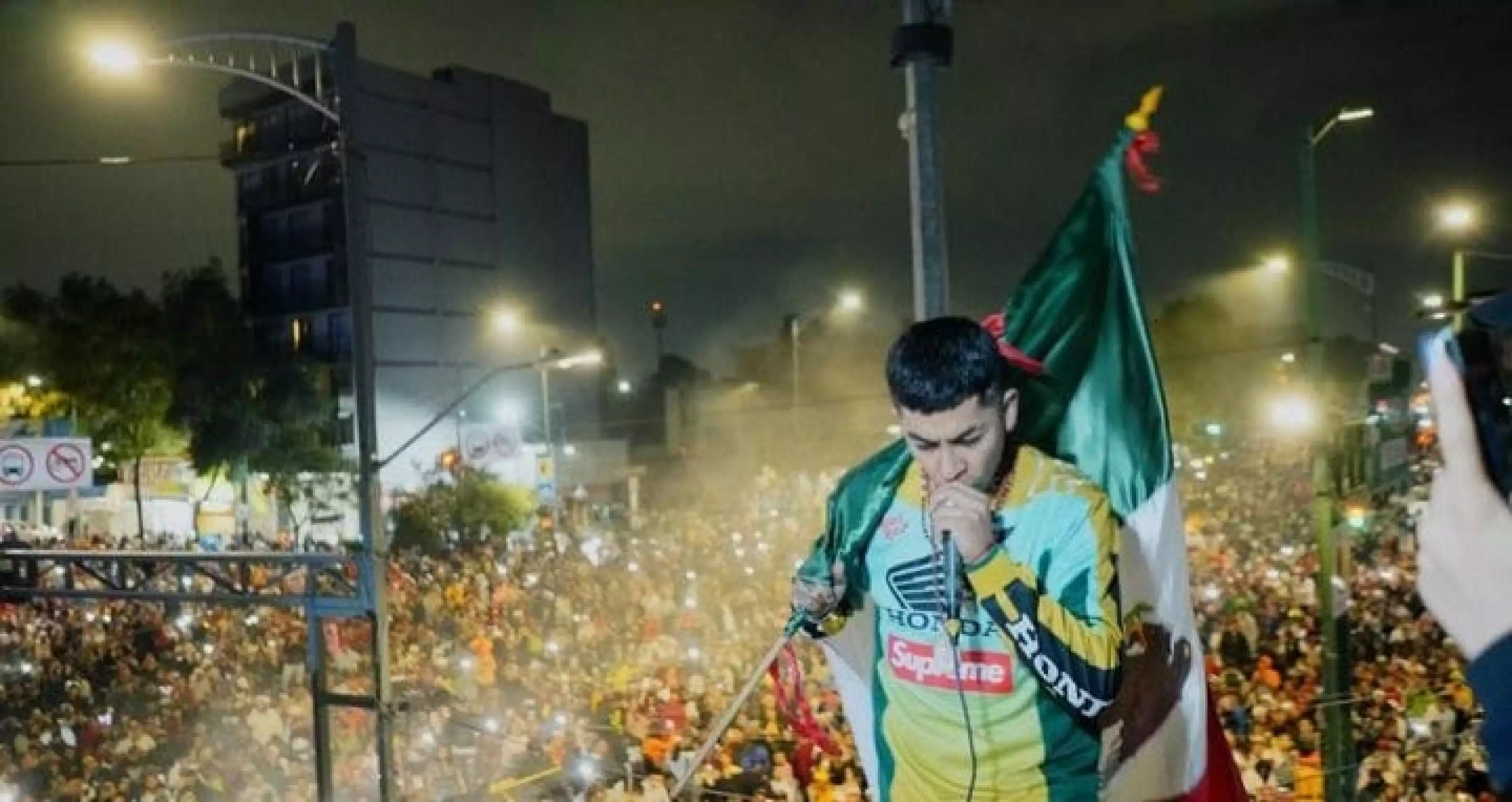 ¿Quién es "Eme Malafe", el cantante que movilizó a miles de motonetas ...