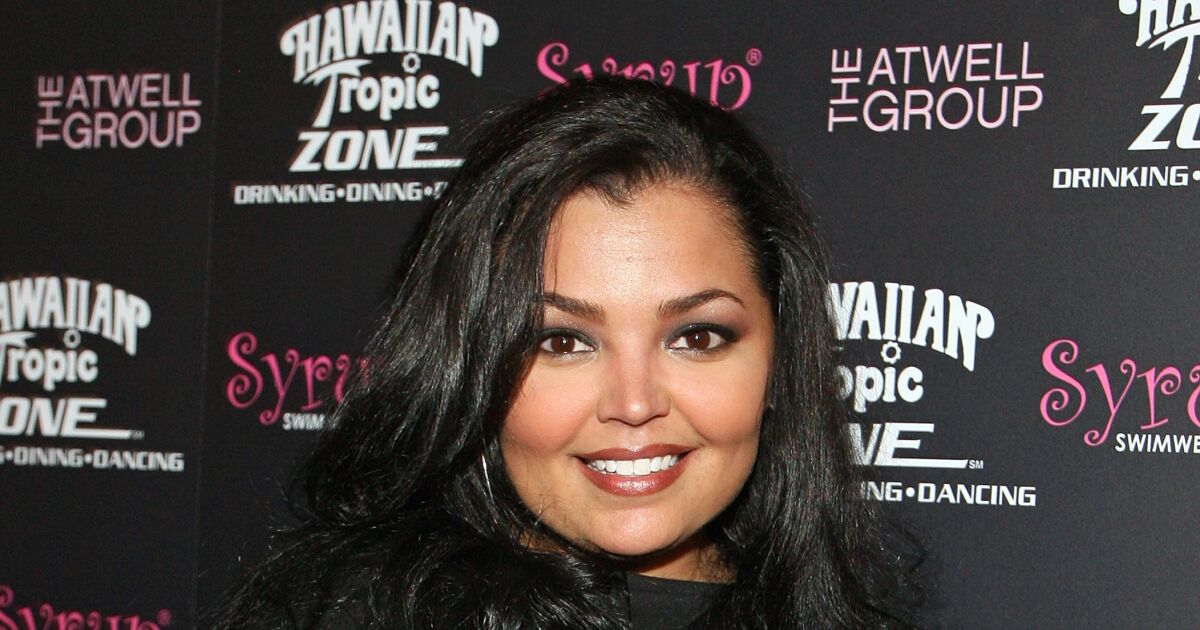 Muere Miss Universo 1995, Chelsi Smith