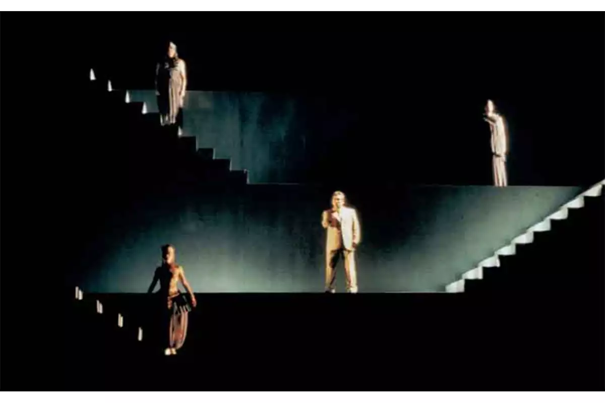 Alejandro Luna, la poesía del espacio teatral