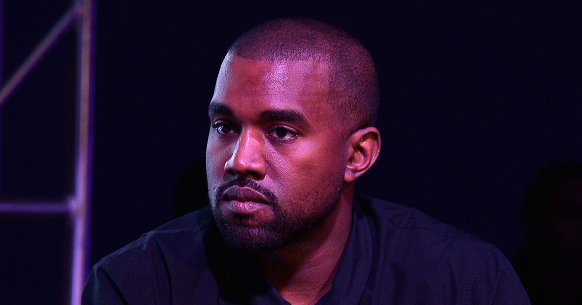 Kanye West reaparece con nuevo look tras su salida del hospital