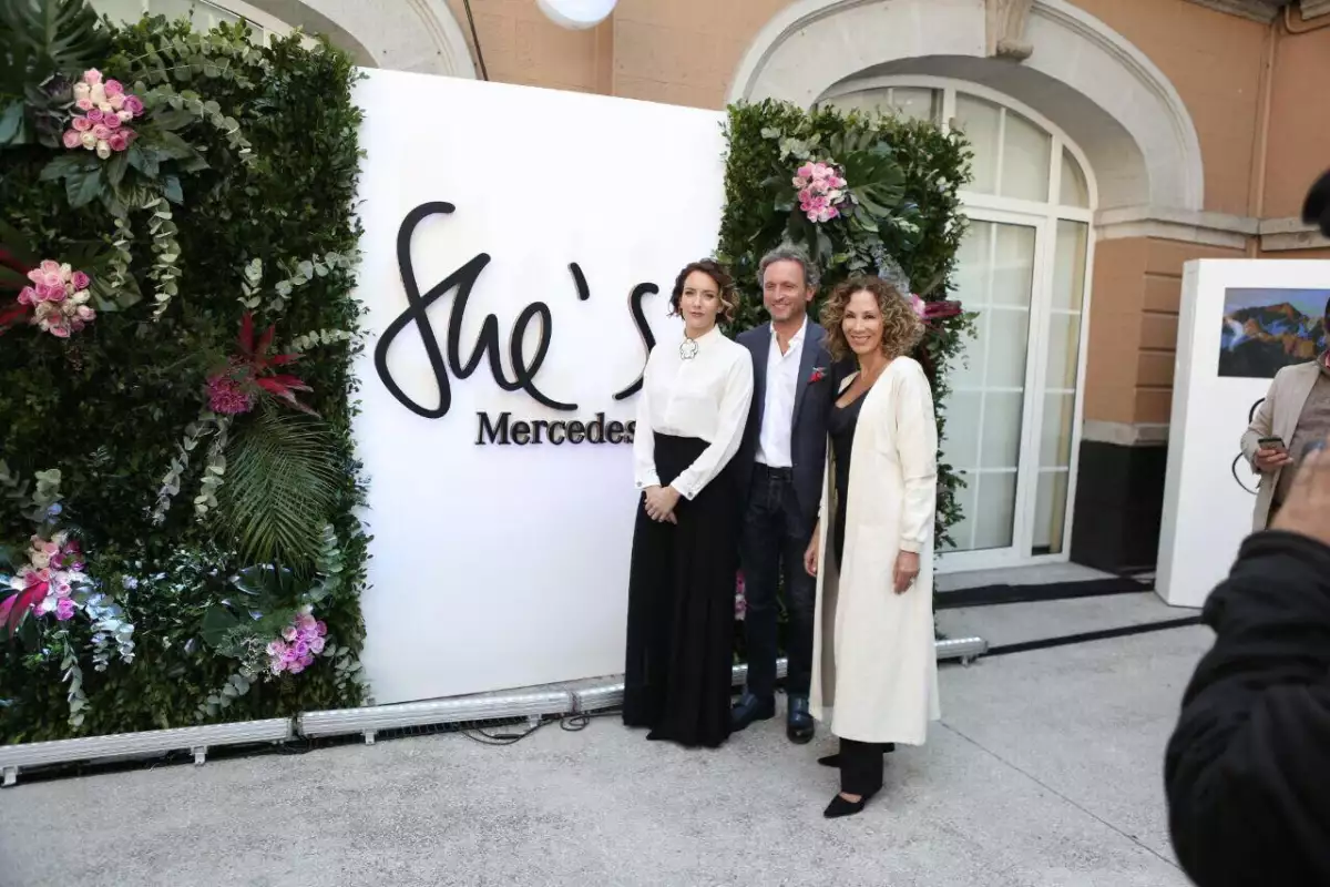 Mercedes Benz lanza su nueva plataforma She's Mercedes