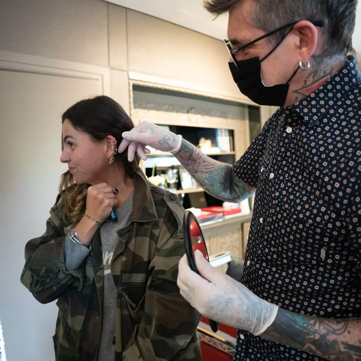 Danny Yerna y María Tash, el dúo dinámico organiza piercing party