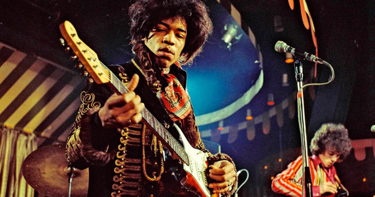 Los riffs que demuestran que Jimi Hendrix es el dios de la guitarra