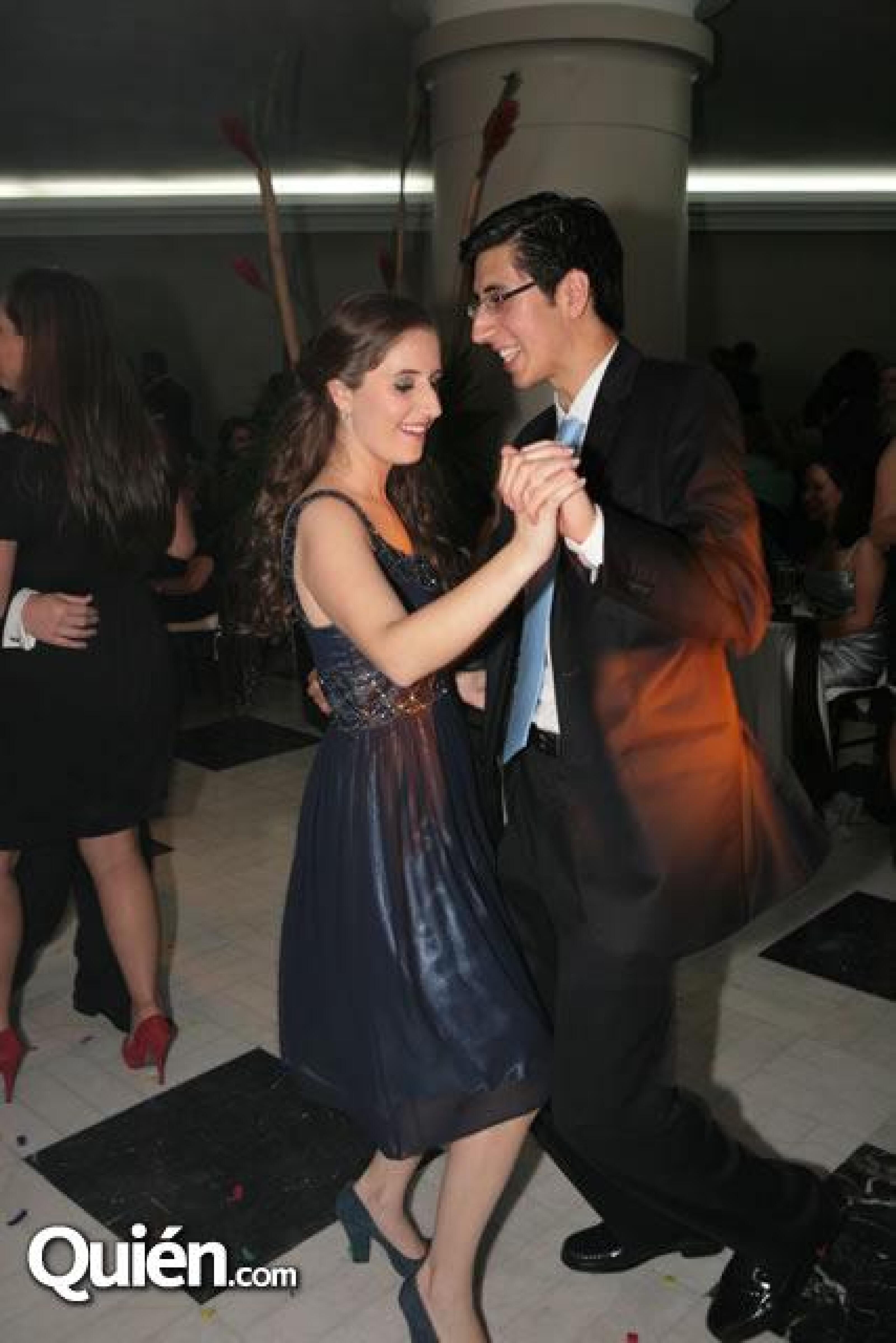 Carlos Orvañanos y María Cardona, se juran amor eterno