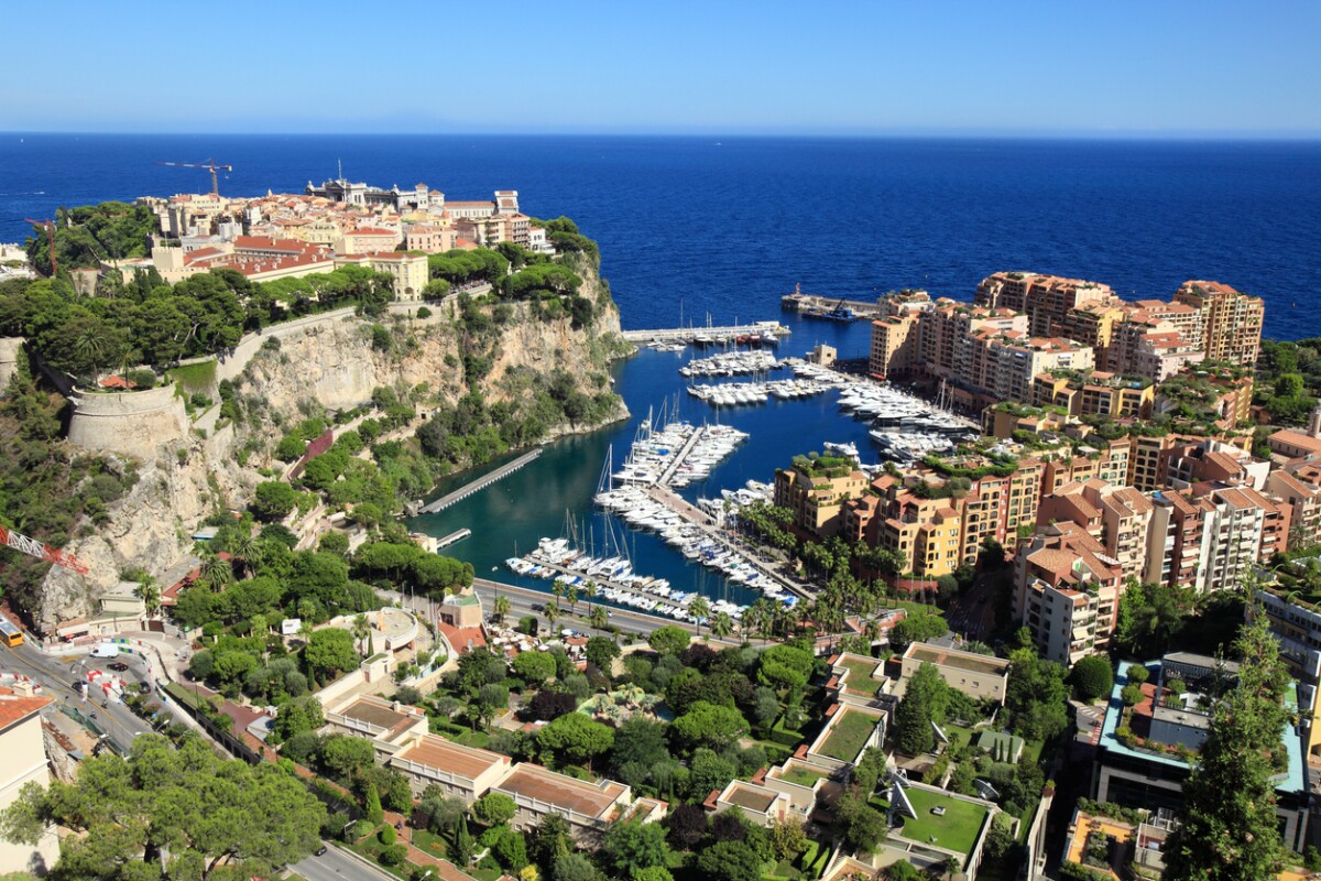 Mónaco palia su falta de territorio con un plan de 2,300 mdd
