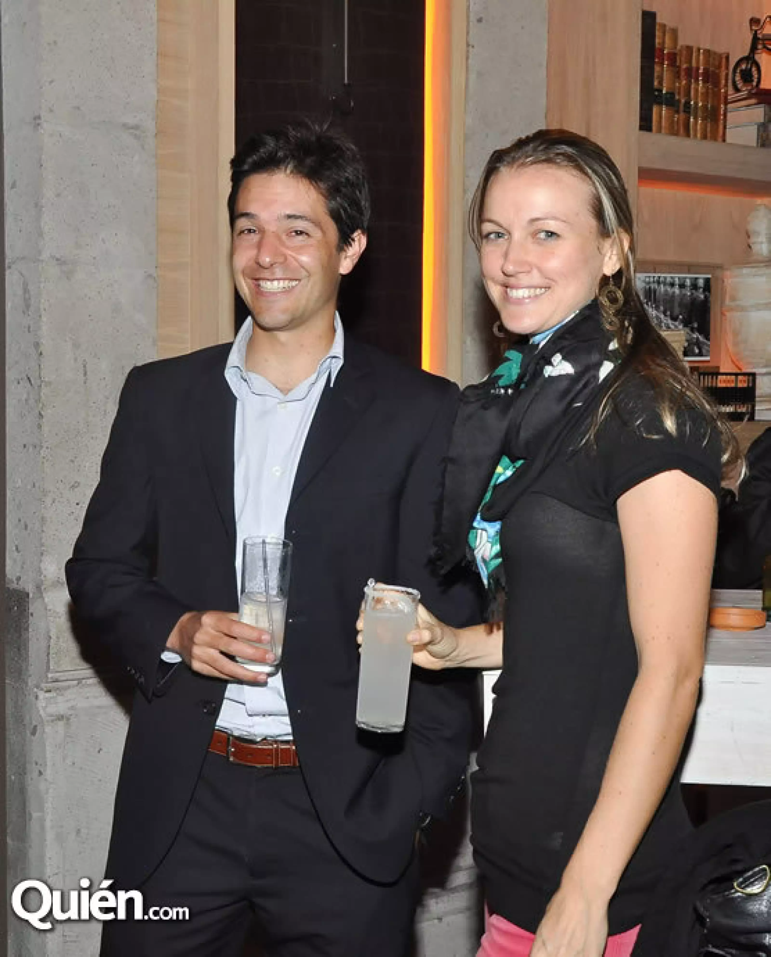 Los hermanos Cuaik inauguran el `Nueve nueve´