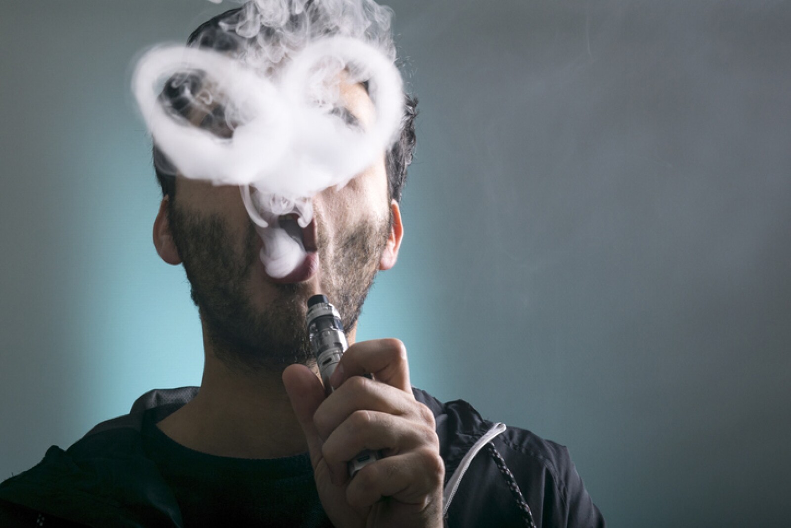 El cigarro electrónico desplaza el uso de drogas en adolescentes de EU