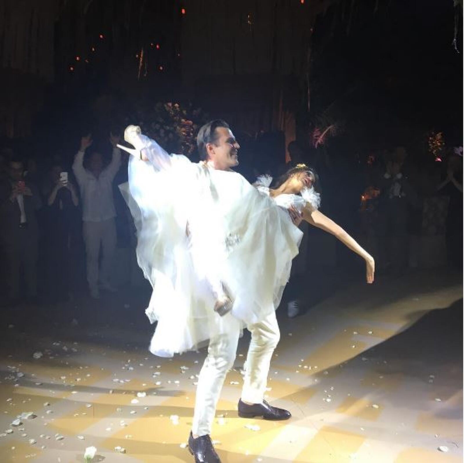 FOTOS: Así fue la espectacular boda de Claudia Álvarez y Billy Rovzar