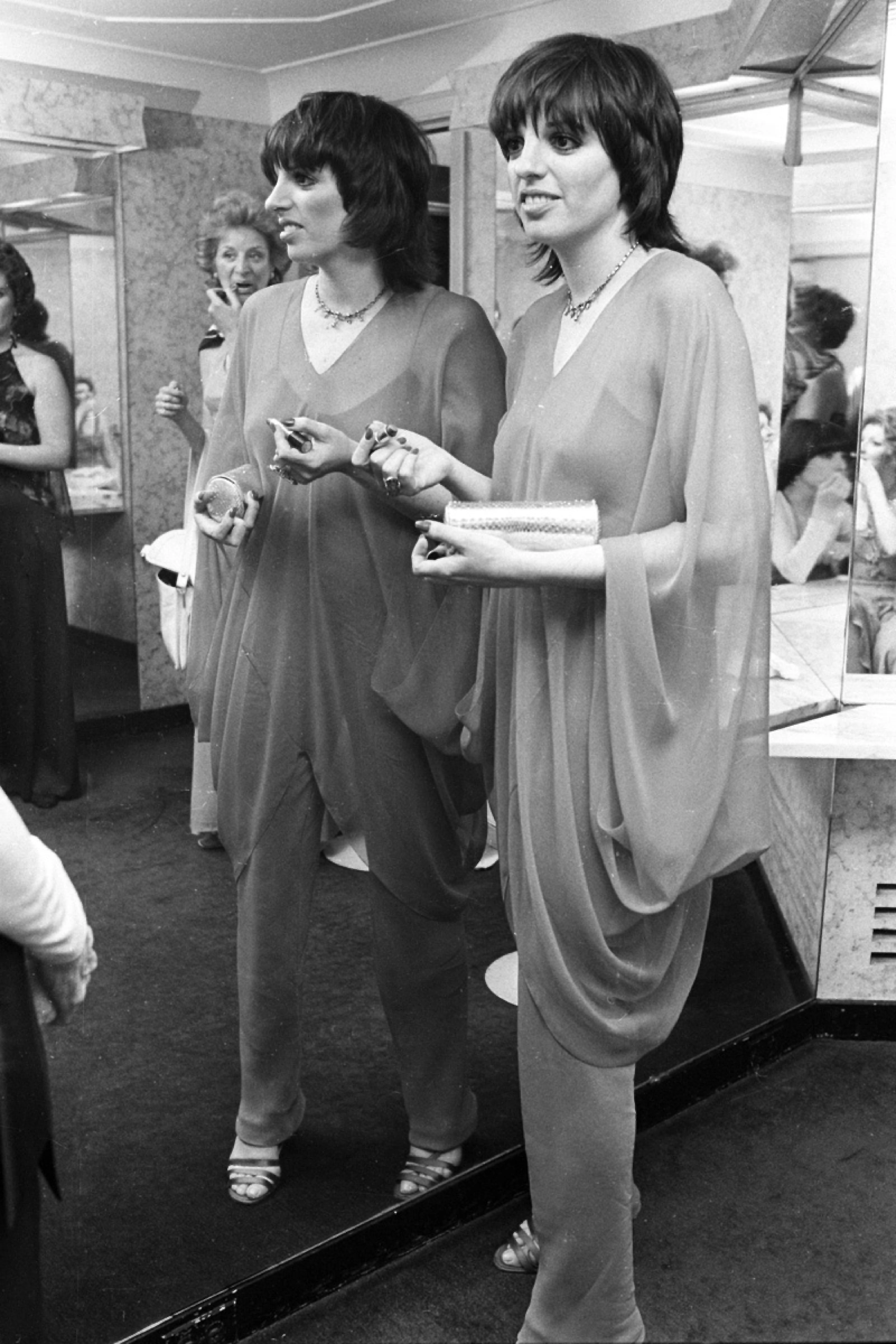 10 looks de Studio 54 que quisiéramos llevar de fiesta hoy