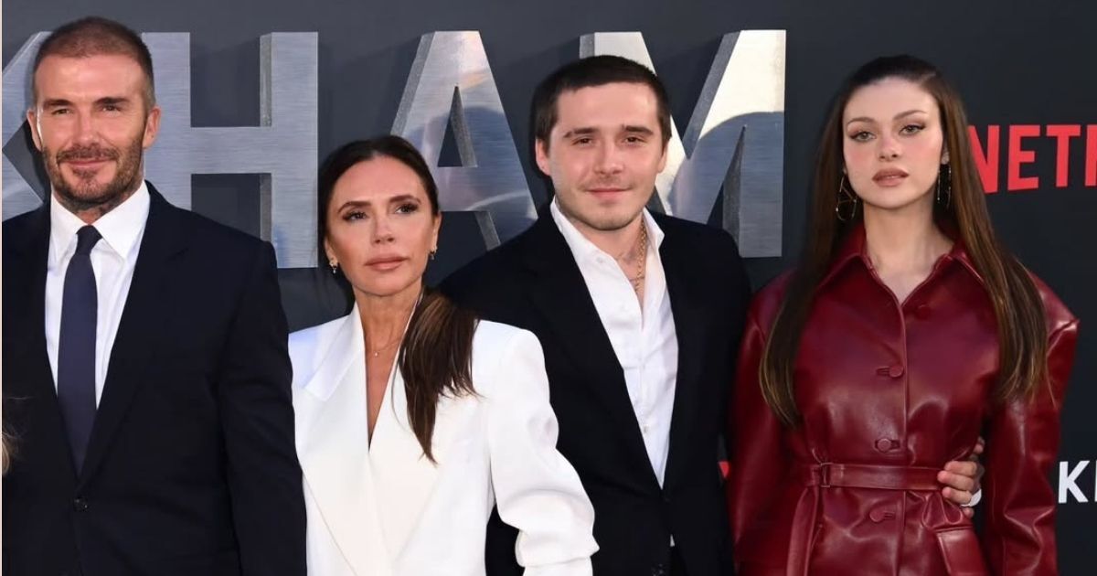 La razón por la que Brooklyn Beckham bloqueó a David y Victoria Beckham ...