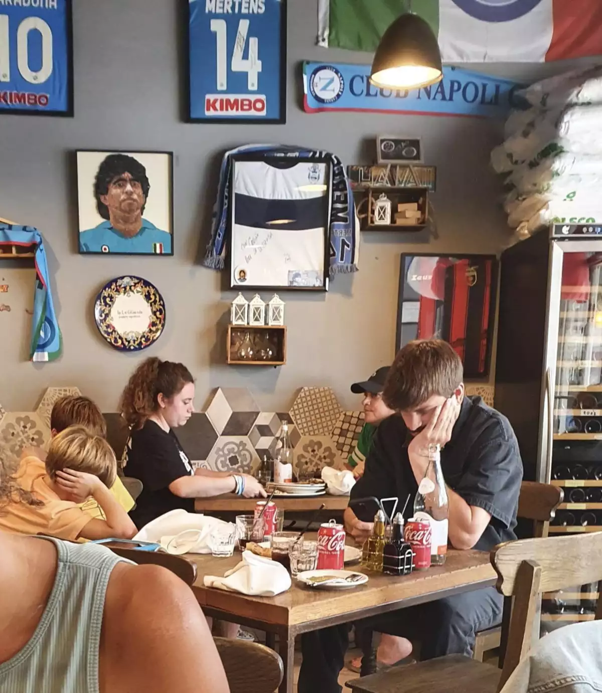 Las primeras imágenes de Gerard Piqué con sus hijos en restaurantes de ...