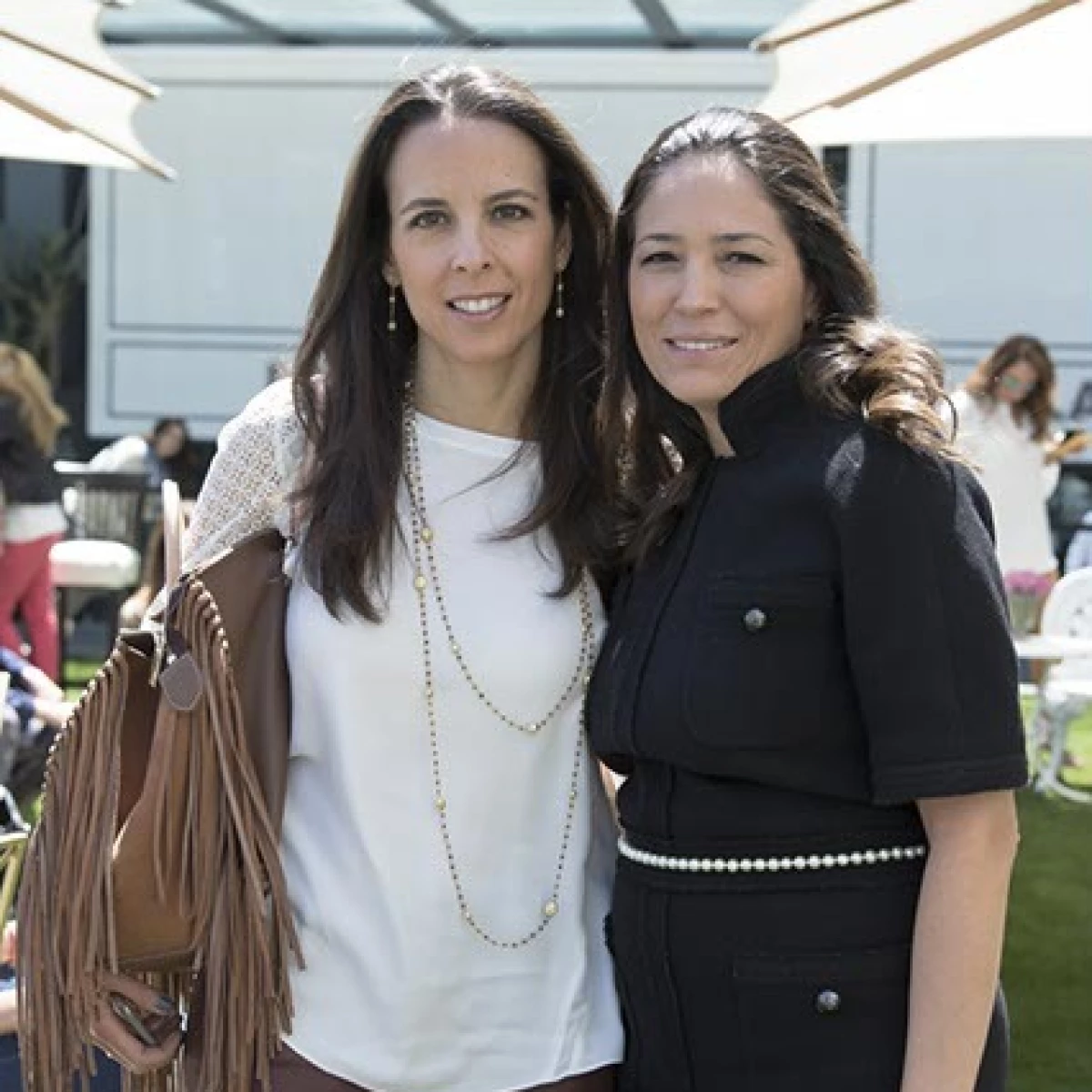 Paula Arango y Pixie Devlyn en Runway for a Cause