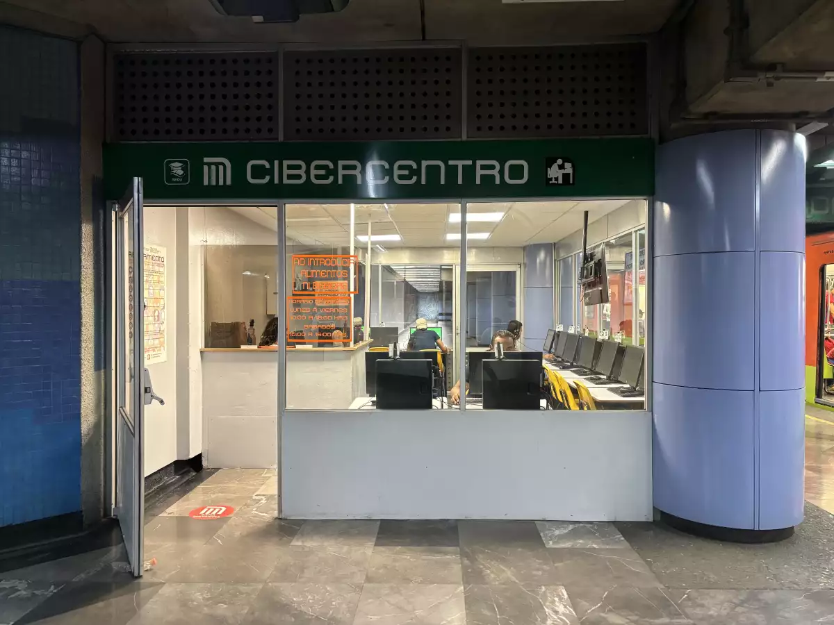 ¿Cómo sobreviven los cibercentros del Metro de la CDMX?