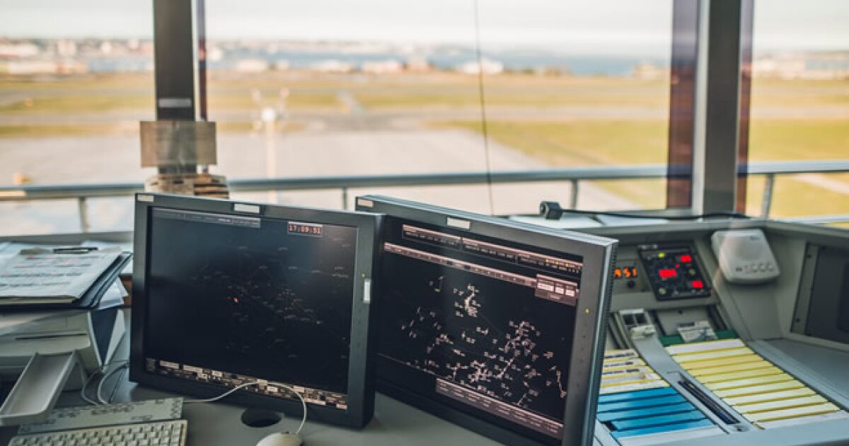 Indra busca instalar la tecnología de control aéreo en el NAIM