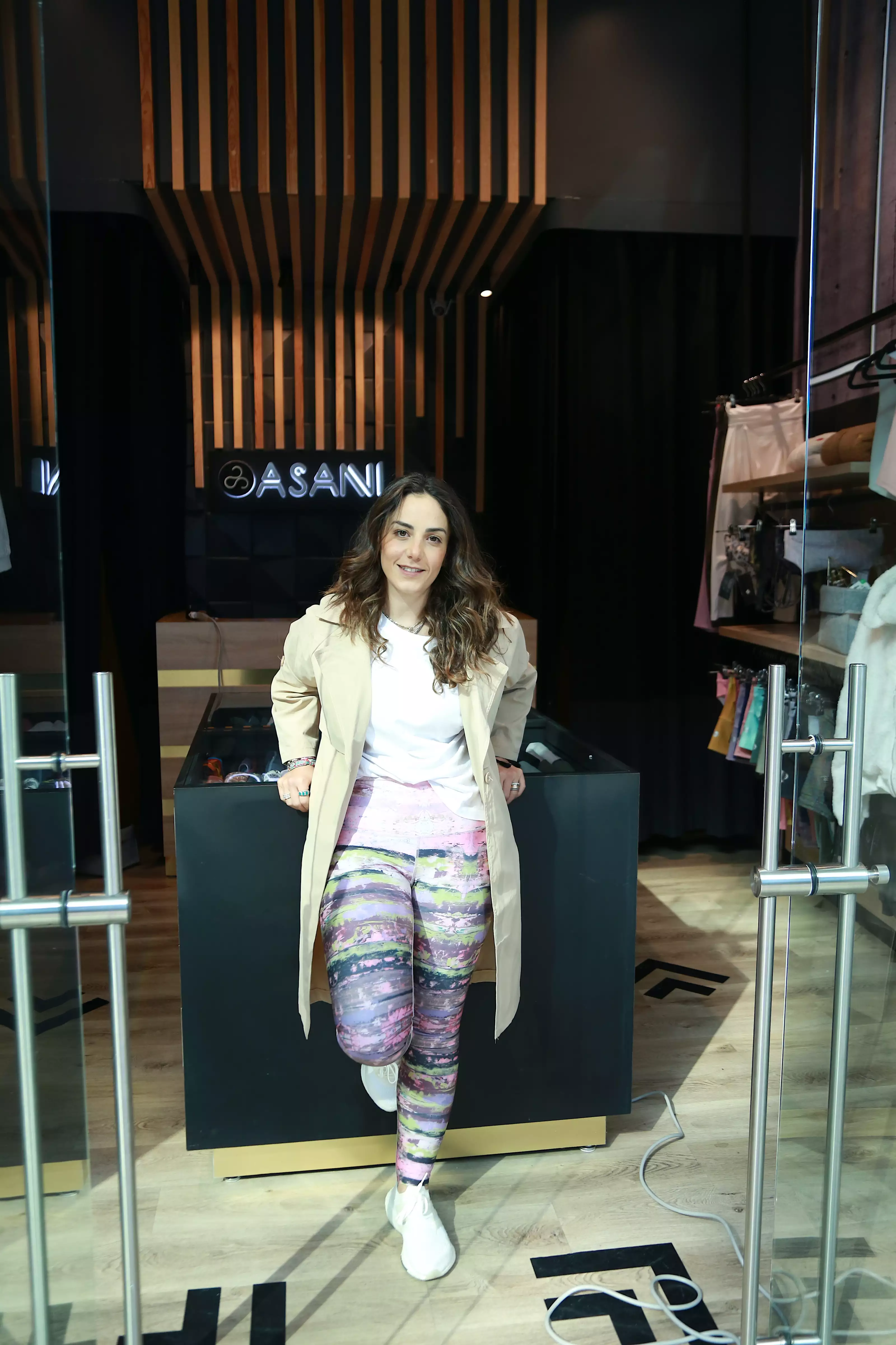 Alice Non Stop imparte clase de la mano de Asani