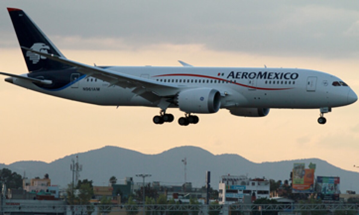 Aeroméxico condona cargos por cambios en vuelos México-París