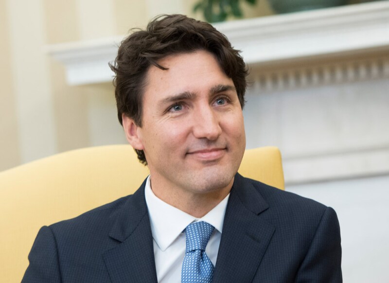 Ponen a la venta calendario del primer ministro canadiense Justin Trudeau