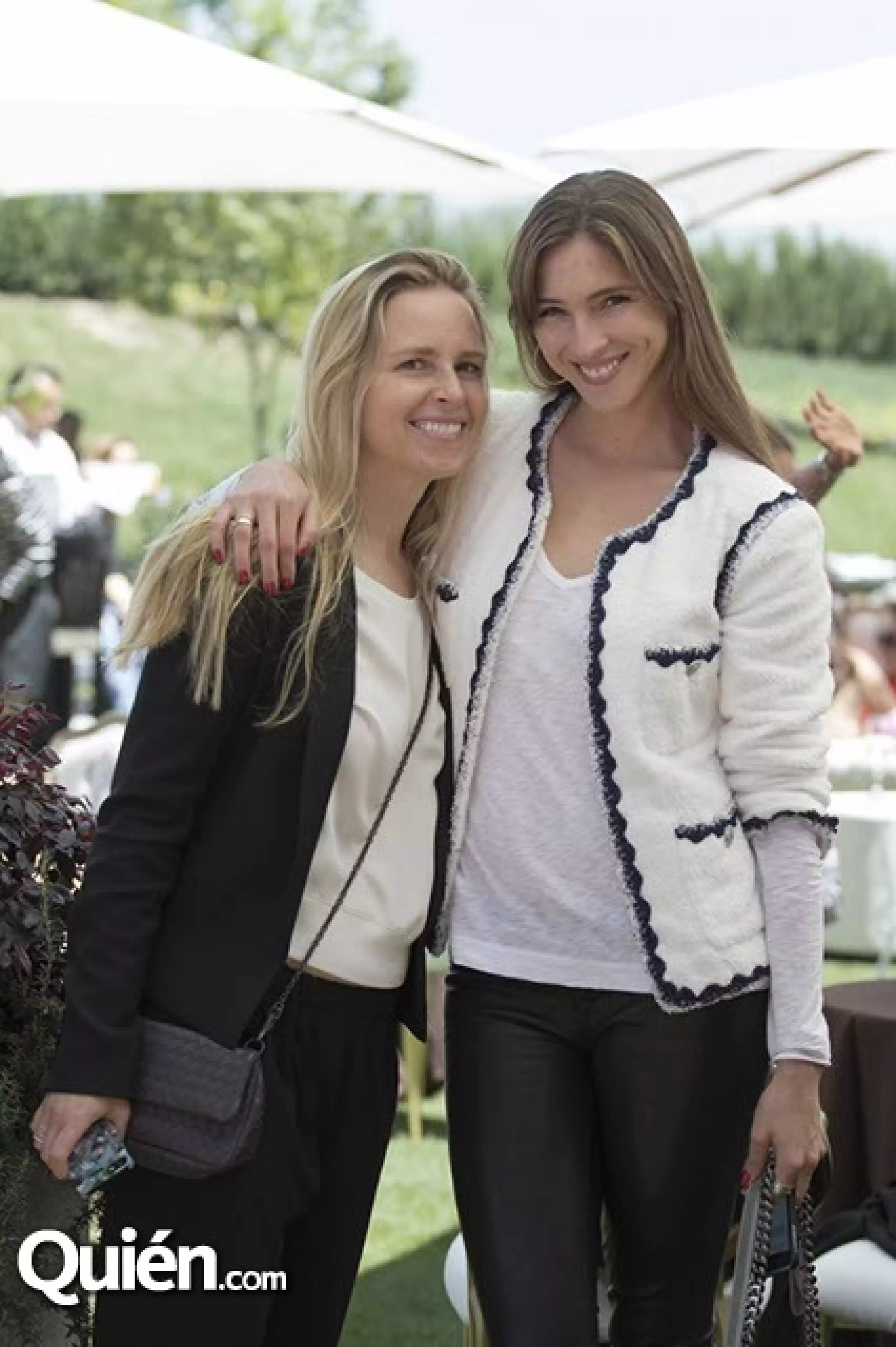 Paula Arango y Pixie Devlyn en Runway for a Cause