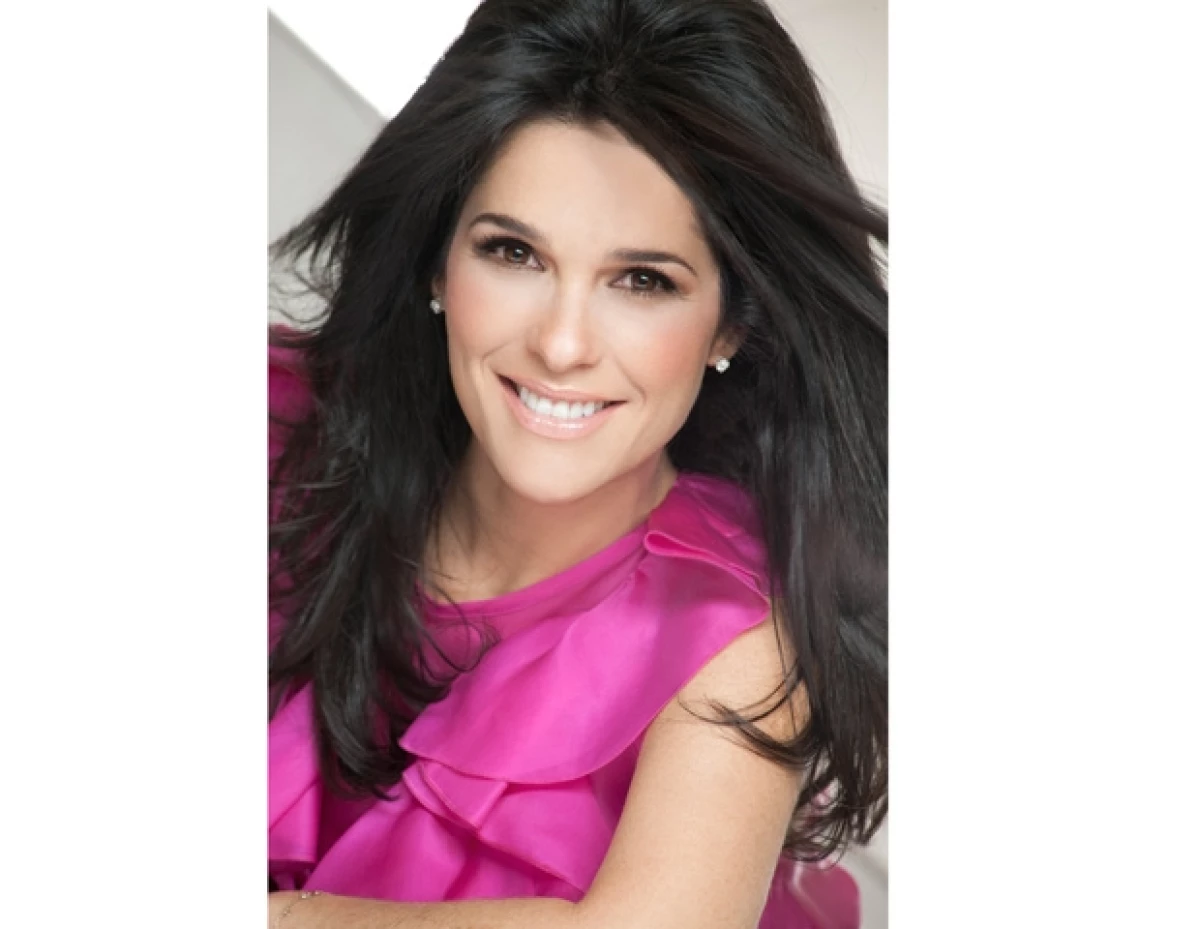 Martha Debayle sigue en busca de una diva