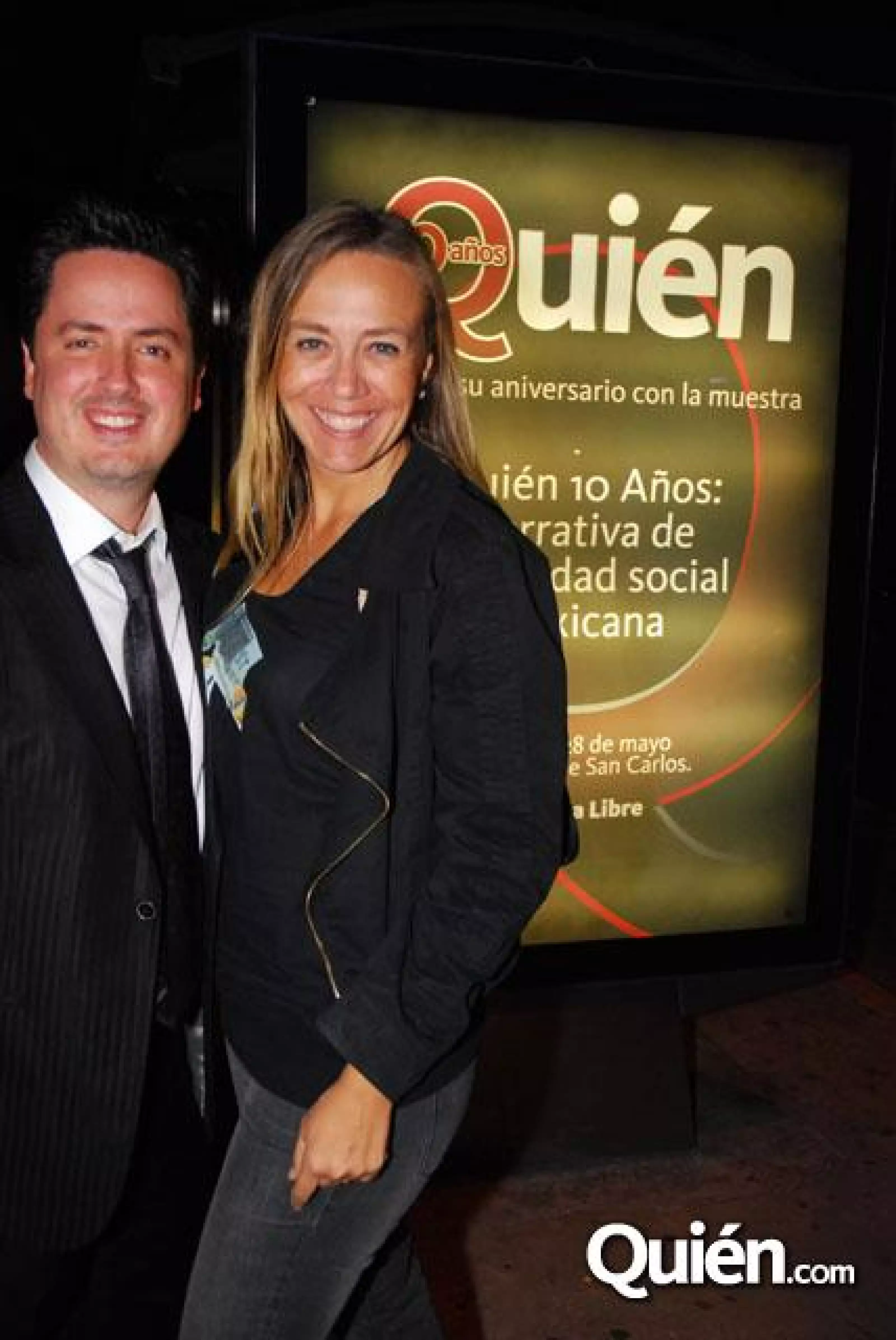 Luisa Serna festeja en el Club 55