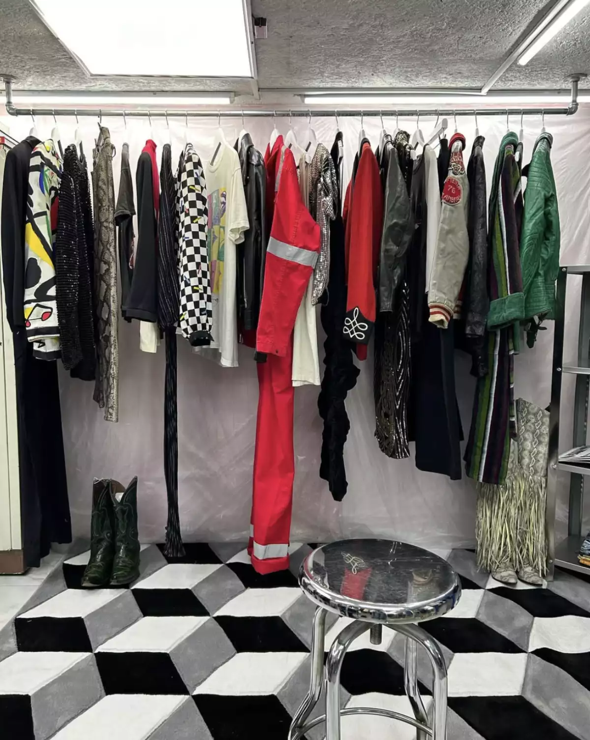 Moda con historia: 5 lugares imperdibles para comprar ropa vintage en ...