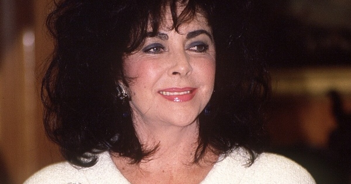La actriz Elizabeth Taylor murió a los 79 años, confirmó su publicista