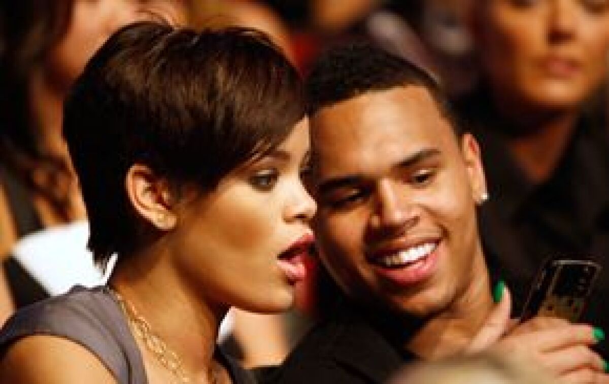 Rihanna fue golpeada por Chris Brown