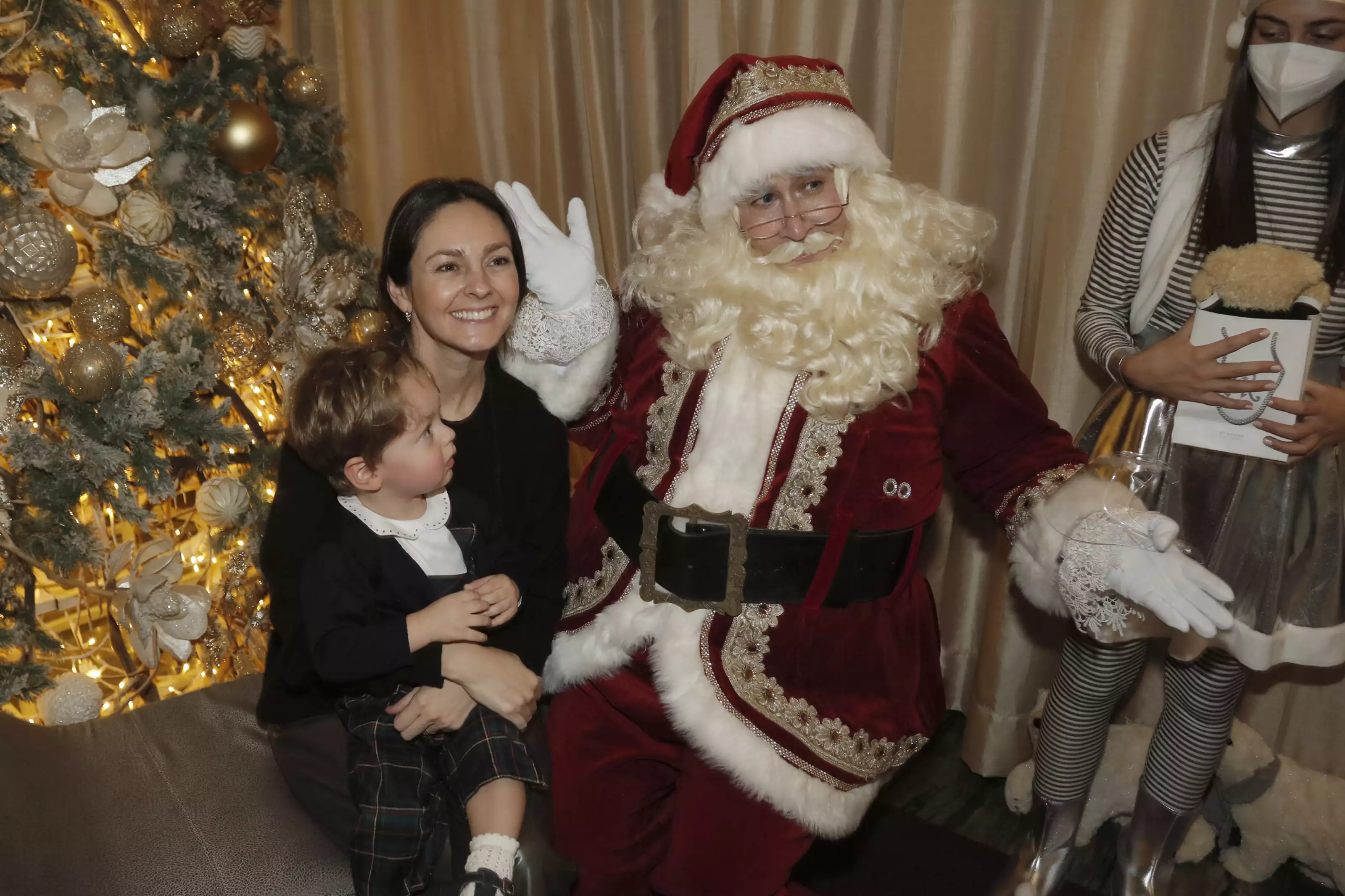 Isa Valero y Horacio Pancheri en la Navidad del St. Regis