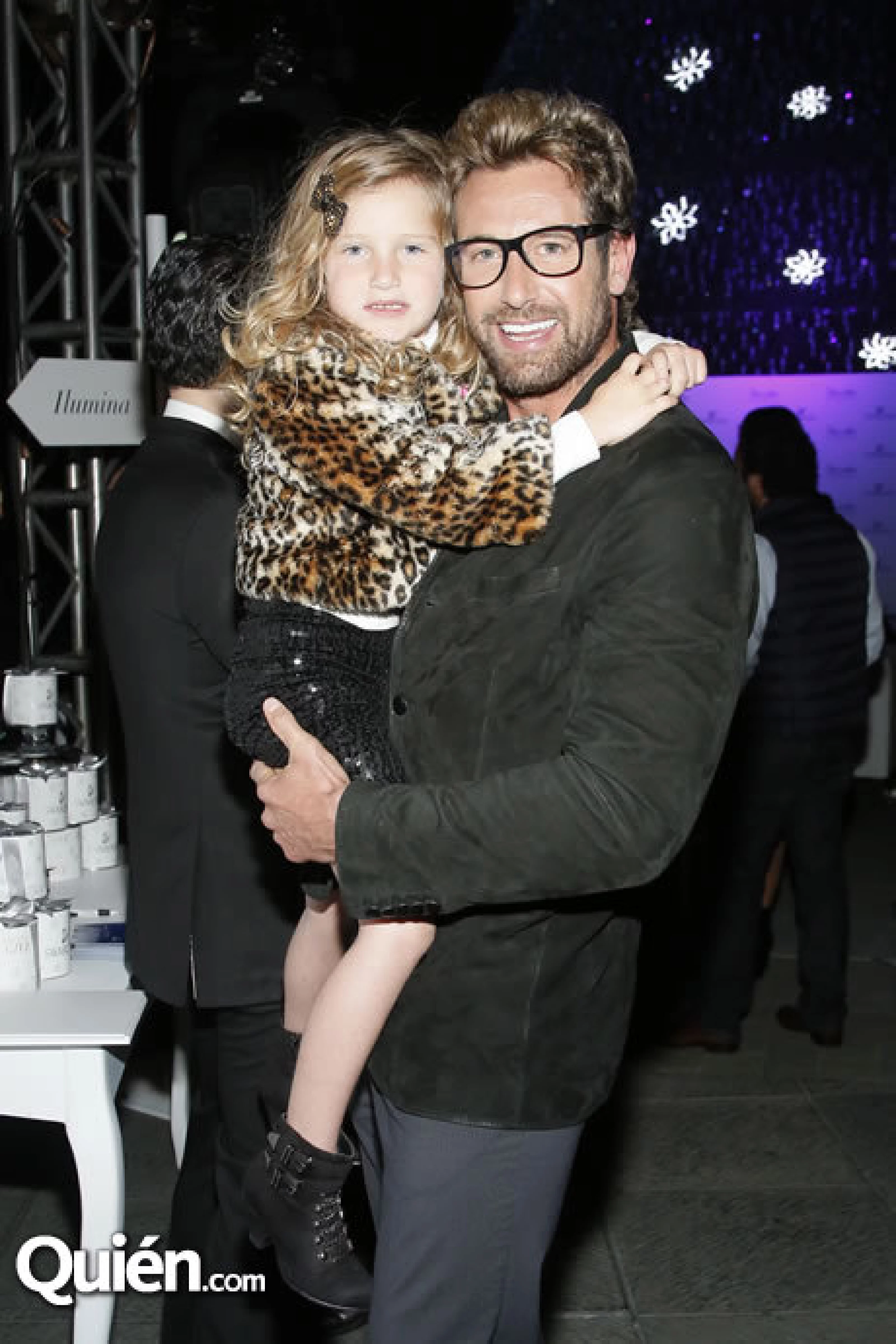 Yael Sandler, Angie Taddei y Max Villegas dan inicio a la...