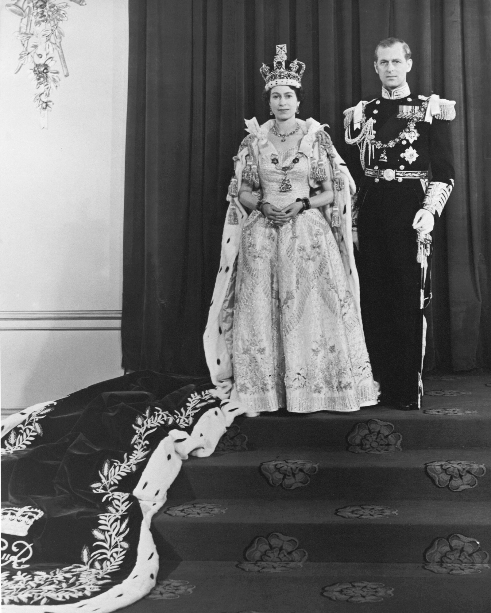 71 años de matrimonio de la reina Isabel II y Felipe de Edimburgo en ...